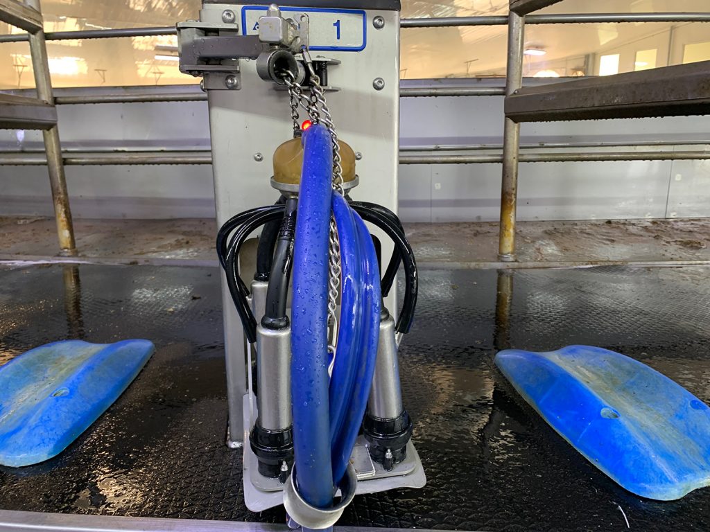 Claws, Liners, Pulsators, Milk Hose, Inflations - Dairy-Resources